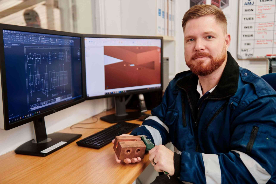 AMJ Electrical - Everything Switchgear